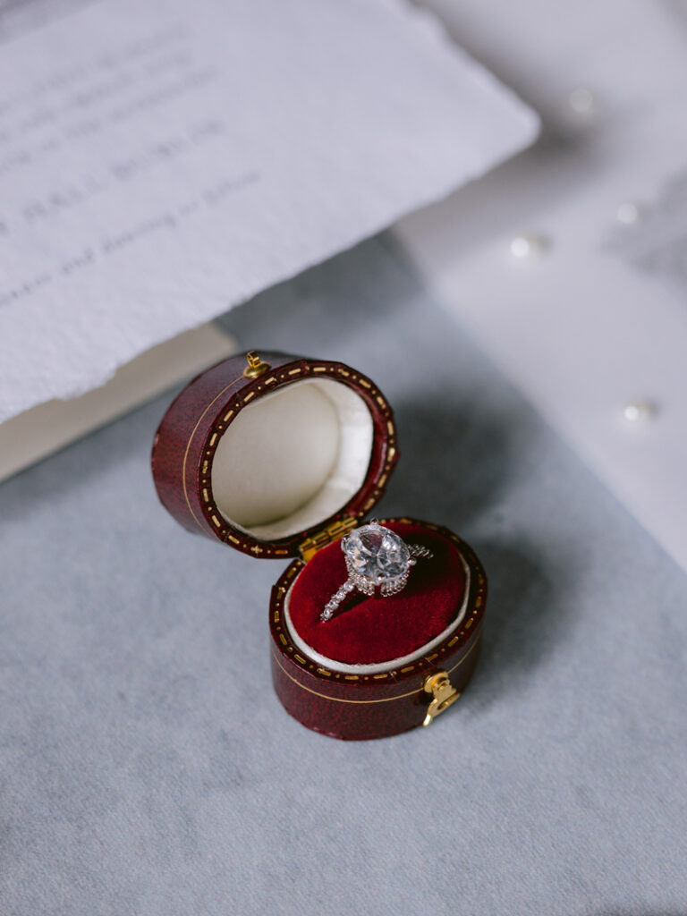 Modern Vintage Elegance with Lena Freitag Weddings in Dublin